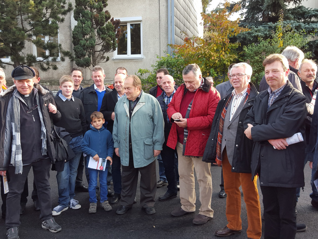 Pfarre Altsimmering: Männerwallfahrt nach Klosterneuburg